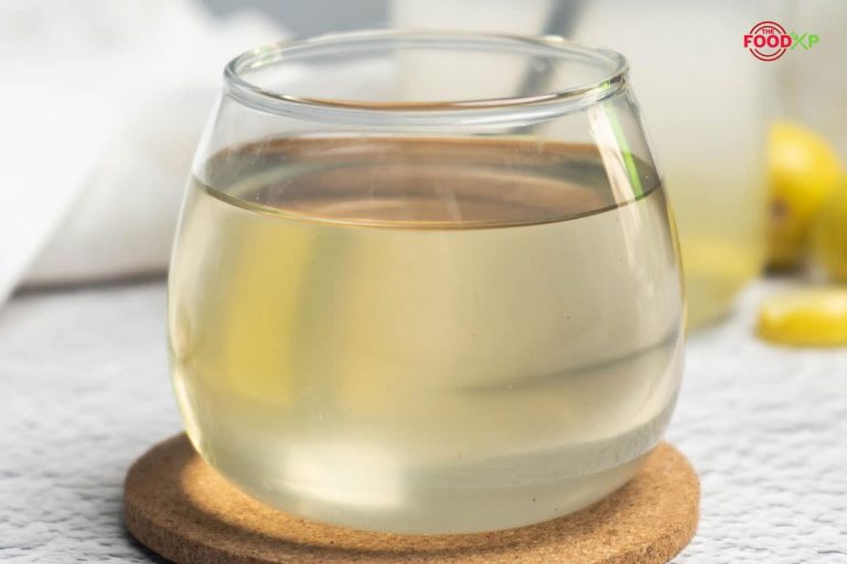 Homemade Starbucks-Style Simple Syrup Recipe (With Photos & Video ...